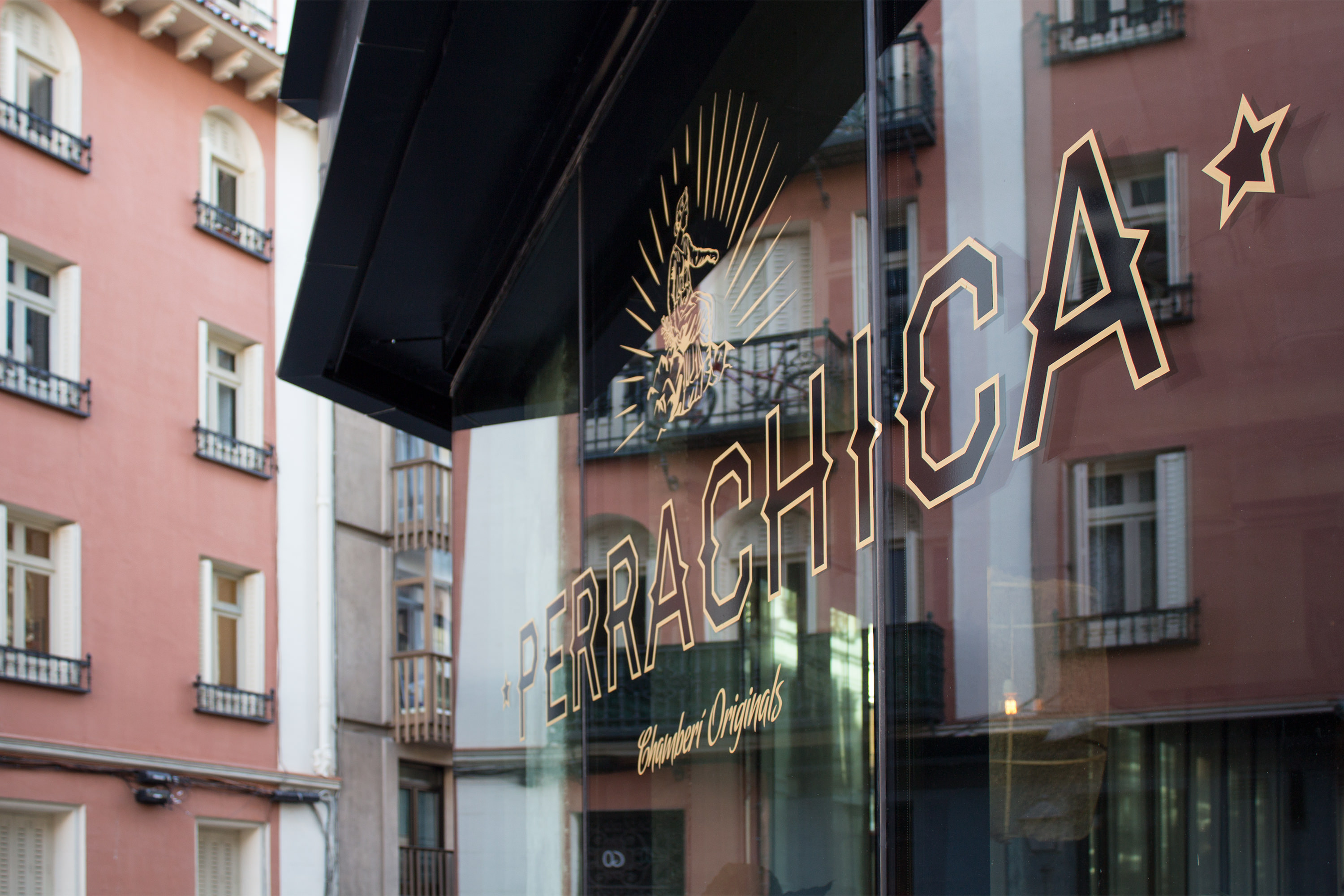 Perrachica. El nuevo restaurante de moda en Chamberí.