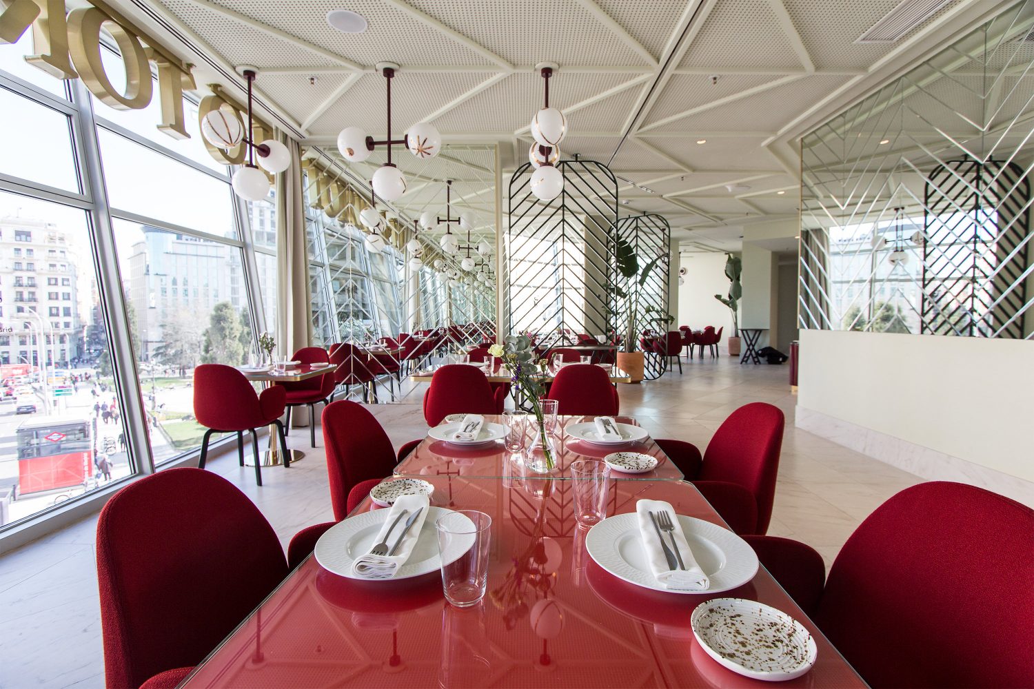 Los restaurantes más bonitos de Madrid donde además se come bien.