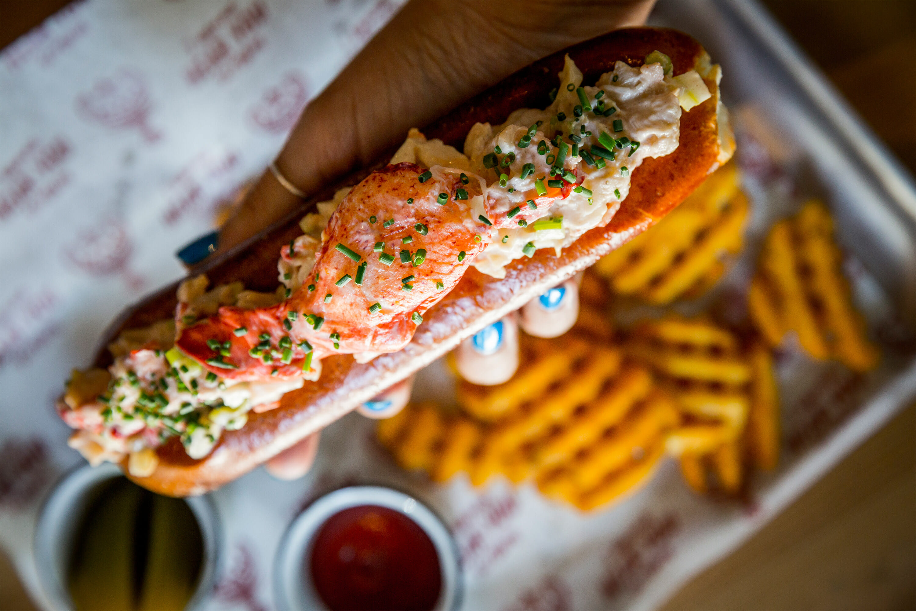 Lobster roll en Madrid, el bocata de bogavante que llegó de EEUU.